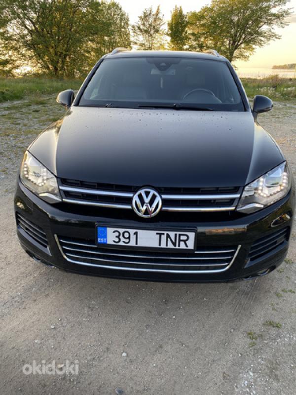 Melns Volkswagen Touareg 2014 Tallina, ar dzinēja tilpumu 3.00 L un nobraukumu 264 tūkst. km par 13000 €, foto 1 vietnē AUTOMOTO.COM.LV