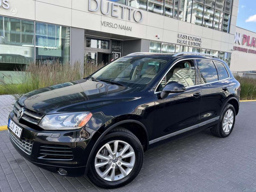 Melns Volkswagen Touareg 2014 Viļņa, ar dzinēja tilpumu 3.60 L un nobraukumu 300 tūkst. km par 7500 €, foto 5 vietnē AUTOMOTO.COM.LV