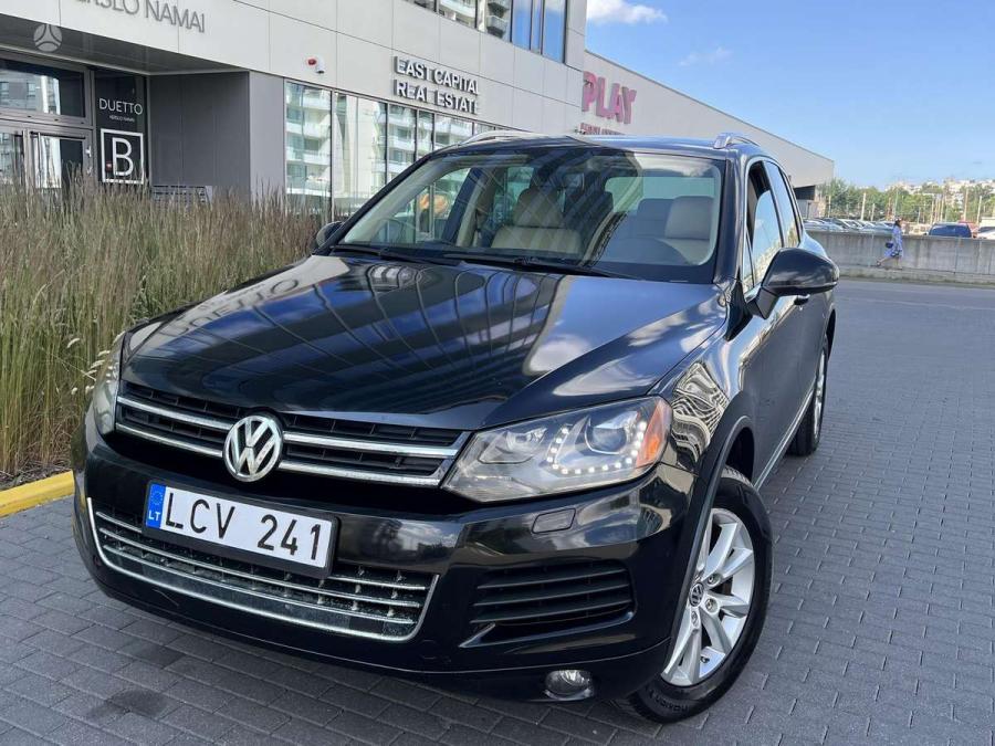 Melns Volkswagen Touareg 2014 Viļņa, ar dzinēja tilpumu 3.60 L un nobraukumu 300 tūkst. km par 7500 €, foto 12 vietnē AUTOMOTO.COM.LV