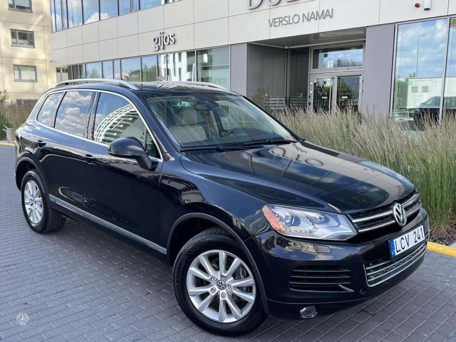 Melns Volkswagen Touareg 2014 Viļņa, ar dzinēja tilpumu 3.60 L un nobraukumu 300 tūkst. km par 7500 €, foto 15 vietnē AUTOMOTO.COM.LV