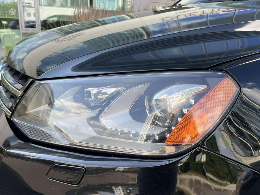 Melns Volkswagen Touareg 2014 Viļņa, ar dzinēja tilpumu 3.60 L un nobraukumu 300 tūkst. km par 7500 €, foto 21 vietnē AUTOMOTO.COM.LV
