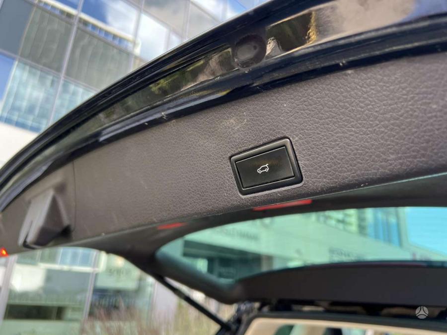 Melns Volkswagen Touareg 2014 Viļņa, ar dzinēja tilpumu 3.60 L un nobraukumu 300 tūkst. km par 7500 €, foto 25 vietnē AUTOMOTO.COM.LV