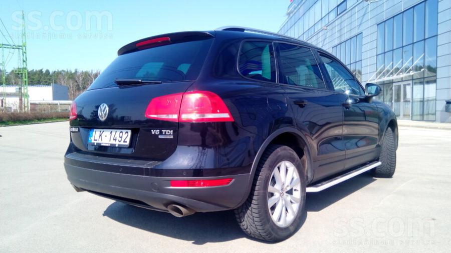 Melns Volkswagen Touareg 2014 Rīga, ar dzinēja tilpumu 3.00 L un nobraukumu 230 tūkst. km par 11900 €, foto 5 vietnē AUTOMOTO.COM.LV