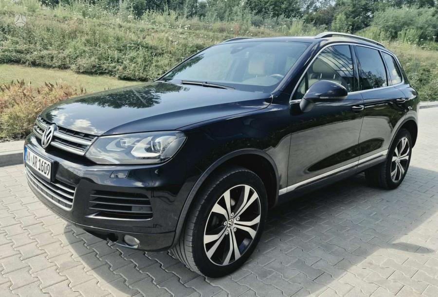Melns Volkswagen Touareg 2014 Viļņa, ar dzinēja tilpumu 2.97 L un nobraukumu 203 tūkst. km par 14499 €, foto 7 vietnē AUTOMOTO.COM.LV