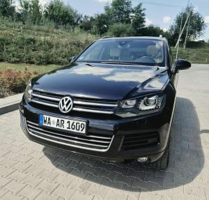 Black Volkswagen Touareg 2014 in Vilnius, with an engine capacity of 2.97 L and mileage of 203 thousand km for 14950 €, photo 6 on AUTOMOTO.COM.LV