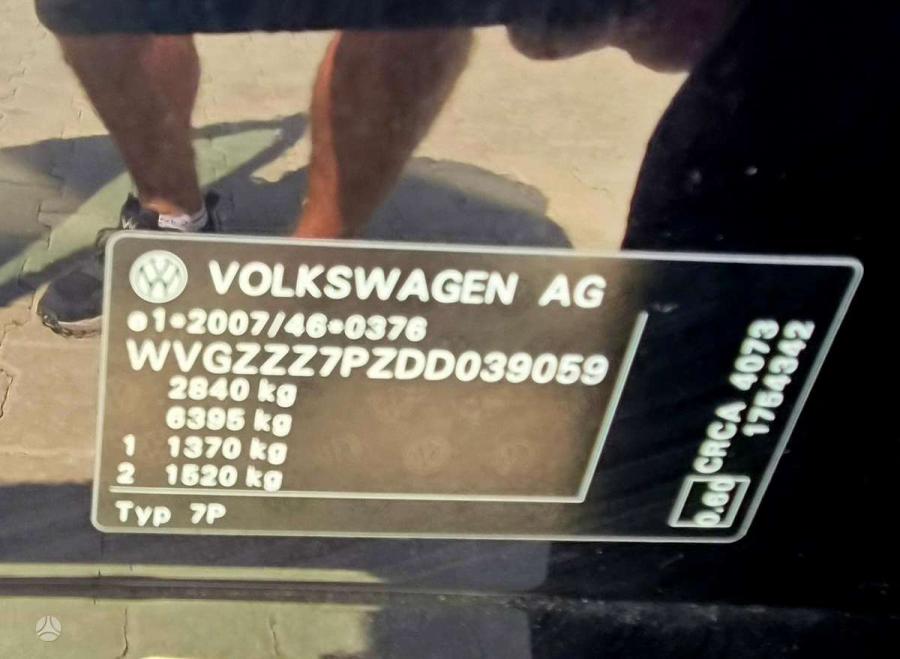 Black Volkswagen Touareg 2014 in Vilnius, with an engine capacity of 2.97 L and mileage of 203 thousand km for 14950 €, photo 23 on AUTOMOTO.COM.LV