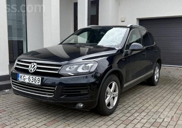 Melns Volkswagen Touareg 2014 Rīga, ar dzinēja tilpumu 3.00 L un nobraukumu 236 tūkst. km par 13800 €, foto 3 vietnē AUTOMOTO.COM.LV