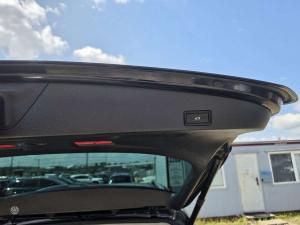 Black Volkswagen Touareg 2014 in Vilnius, with an engine capacity of 2.97 L and mileage of 253 thousand km for 11800 €, photo 9 on AUTOMOTO.COM.LV