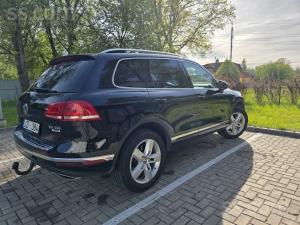 Melns Volkswagen Touareg 2015 Rīga, ar dzinēja tilpumu 3.00 L un nobraukumu 339 tūkst. km par 14790 €, foto 3 vietnē AUTOMOTO.COM.LV