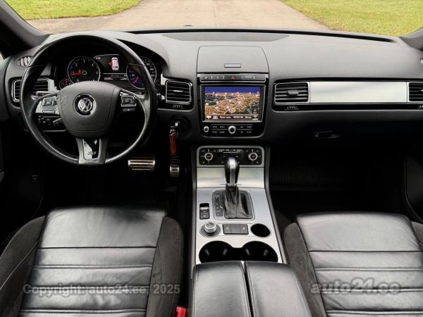 Melns Volkswagen Touareg 2015 Tartu, ar dzinēja tilpumu 3.00 L un nobraukumu 233 tūkst. km par 14999 €, foto 11 vietnē AUTOMOTO.COM.LV