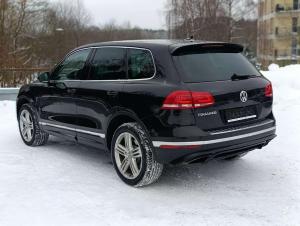 Melns Volkswagen Touareg 2015 Viļņa, ar dzinēja tilpumu 2.97 L un nobraukumu 250 tūkst. km par 15000 €, foto 15 vietnē AUTOMOTO.COM.LV
