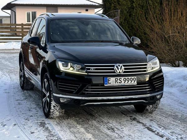 Melns Volkswagen Touareg 2015 Viļņa, ar dzinēja tilpumu 2.97 L un nobraukumu 210 tūkst. km par 17750 €, foto 2 vietnē AUTOMOTO.COM.LV