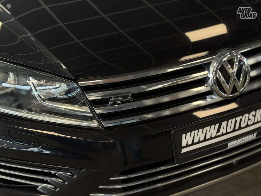 Black Volkswagen Touareg 2015 in Klaipeda, with an engine capacity of 4.10 L and mileage of 311 thousand km for 17950 €, photo 4 on AUTOMOTO.COM.LV