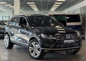 Black Volkswagen Touareg 2015 in Klaipeda, with an engine capacity of 4.10 L and mileage of 311 thousand km for 17950 €, photo 30 on AUTOMOTO.COM.LV