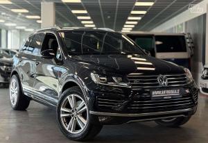 Black Volkswagen Touareg 2015 in Klaipeda, with an engine capacity of 4.10 L and mileage of 311 thousand km for 17950 €, photo 32 on AUTOMOTO.COM.LV