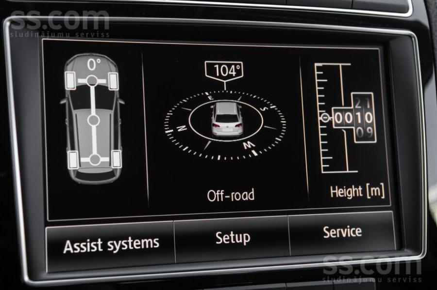 Black Volkswagen Touareg 2015 in Riga, with an engine capacity of 3.00 L and mileage of 0 thousand km for 13990 €, photo 27 on AUTOMOTO.COM.LV