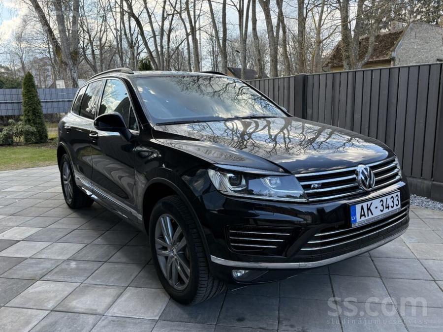 Melns Volkswagen Touareg 2015 Jūrmala, ar dzinēja tilpumu 3.00 L un nobraukumu 249 tūkst. km par 15996 €, foto 3 vietnē AUTOMOTO.COM.LV
