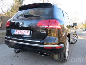 Melns Volkswagen Touareg 2015 Rīga, ar dzinēja tilpumu 3.00 L un nobraukumu 190 tūkst. km par 15750 €, foto 4 vietnē AUTOMOTO.COM.LV