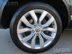 Melns Volkswagen Touareg 2015 Rīga, ar dzinēja tilpumu 3.00 L un nobraukumu 190 tūkst. km par 15750 €, foto 6 vietnē AUTOMOTO.COM.LV