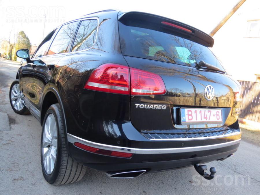 Melns Volkswagen Touareg 2015 Rīga, ar dzinēja tilpumu 3.00 L un nobraukumu 190 tūkst. km par 15750 €, foto 9 vietnē AUTOMOTO.COM.LV
