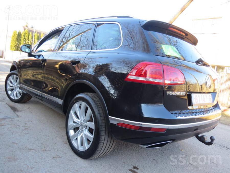 Melns Volkswagen Touareg 2015 Rīga, ar dzinēja tilpumu 3.00 L un nobraukumu 190 tūkst. km par 15750 €, foto 10 vietnē AUTOMOTO.COM.LV