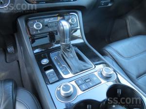 Melns Volkswagen Touareg 2015 Rīga, ar dzinēja tilpumu 3.00 L un nobraukumu 190 tūkst. km par 15750 €, foto 26 vietnē AUTOMOTO.COM.LV