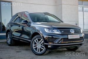 Melns Volkswagen Touareg 2015 Tukums, ar dzinēja tilpumu 3.00 L un nobraukumu 249 tūkst. km par 15996 €, foto 3 vietnē AUTOMOTO.COM.LV