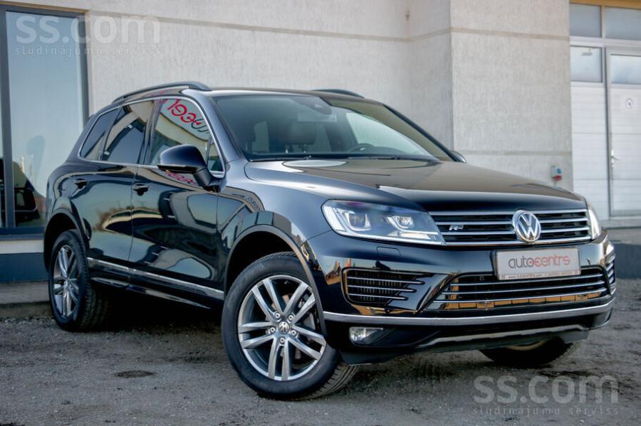 Melns Volkswagen Touareg 2015 Tukums, ar dzinēja tilpumu 3.00 L un nobraukumu 249 tūkst. km par 15996 €, foto 3 vietnē AUTOMOTO.COM.LV