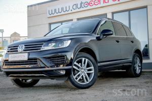 Melns Volkswagen Touareg 2015 Tukums, ar dzinēja tilpumu 3.00 L un nobraukumu 249 tūkst. km par 15996 €, foto 35 vietnē AUTOMOTO.COM.LV