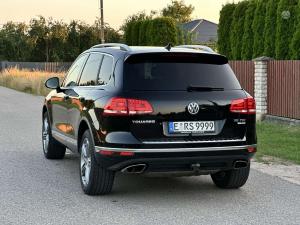 Melns Volkswagen Touareg 2015 Viļņa, ar dzinēja tilpumu 2.97 L un nobraukumu 190 tūkst. km par 18250 €, foto 11 vietnē AUTOMOTO.COM.LV
