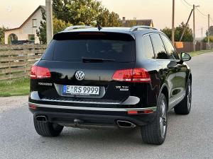 Melns Volkswagen Touareg 2015 Viļņa, ar dzinēja tilpumu 2.97 L un nobraukumu 190 tūkst. km par 18250 €, foto 18 vietnē AUTOMOTO.COM.LV