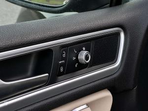 Melns Volkswagen Touareg 2015 Viļņa, ar dzinēja tilpumu 2.97 L un nobraukumu 190 tūkst. km par 18250 €, foto 31 vietnē AUTOMOTO.COM.LV