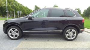 Black Volkswagen Touareg 2015 in Kuldiga, with an engine capacity of 3.00 L and mileage of 315 thousand km for 13900 €, photo 8 on AUTOMOTO.COM.LV