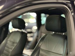 Black Volkswagen Touareg 2015 in Klaipeda, with an engine capacity of 4.13 L and mileage of 311 thousand km for 17950 €, photo 9 on AUTOMOTO.COM.LV