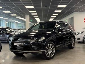 Black Volkswagen Touareg 2015 in Klaipeda, with an engine capacity of 4.13 L and mileage of 311 thousand km for 17950 €, photo 14 on AUTOMOTO.COM.LV