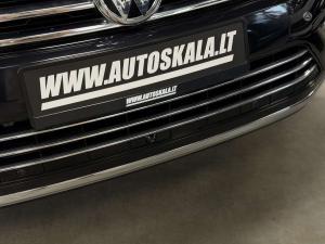 Black Volkswagen Touareg 2015 in Klaipeda, with an engine capacity of 4.13 L and mileage of 311 thousand km for 17950 €, photo 15 on AUTOMOTO.COM.LV