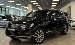 Black Volkswagen Touareg 2015 in Klaipeda, with an engine capacity of 4.13 L and mileage of 311 thousand km for 17950 €, photo 20 on AUTOMOTO.COM.LV