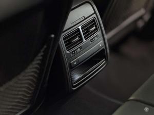 Black Volkswagen Touareg 2015 in Klaipeda, with an engine capacity of 4.13 L and mileage of 311 thousand km for 17950 €, photo 24 on AUTOMOTO.COM.LV