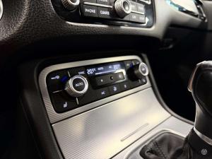 Black Volkswagen Touareg 2015 in Klaipeda, with an engine capacity of 4.13 L and mileage of 311 thousand km for 17950 €, photo 29 on AUTOMOTO.COM.LV