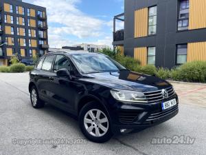 Melns Volkswagen Touareg 2015 Tartu, ar dzinēja tilpumu 3.00 L un nobraukumu 310 tūkst. km par 11999 €, foto  vietnē AUTOMOTO.COM.LV