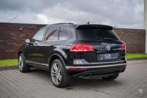 Melns Volkswagen Touareg 2015 Marijampole, ar dzinēja tilpumu 2.97 L un nobraukumu 265 tūkst. km par 15250 €, foto 8 vietnē AUTOMOTO.COM.LV