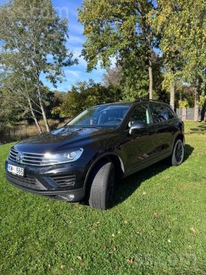 Melns Volkswagen Touareg 2015 Jēkabpils, ar dzinēja tilpumu 3.00 L un nobraukumu 167 tūkst. km par 15900 €, foto 6 vietnē AUTOMOTO.COM.LV