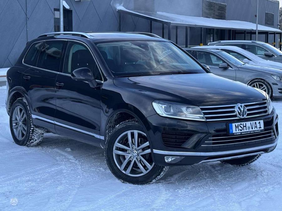 Melns Volkswagen Touareg 2016 Jonava, ar dzinēja tilpumu 3.00 L un nobraukumu 290 tūkst. km par 15999 €, foto 13 vietnē AUTOMOTO.COM.LV