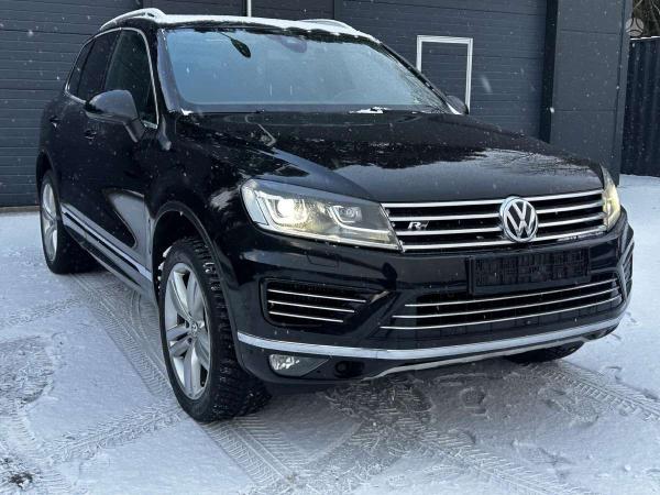 Melns Volkswagen Touareg 2016 Utena, ar dzinēja tilpumu 2.97 L un nobraukumu 310 tūkst. km par 15200 €, foto 9 vietnē AUTOMOTO.COM.LV