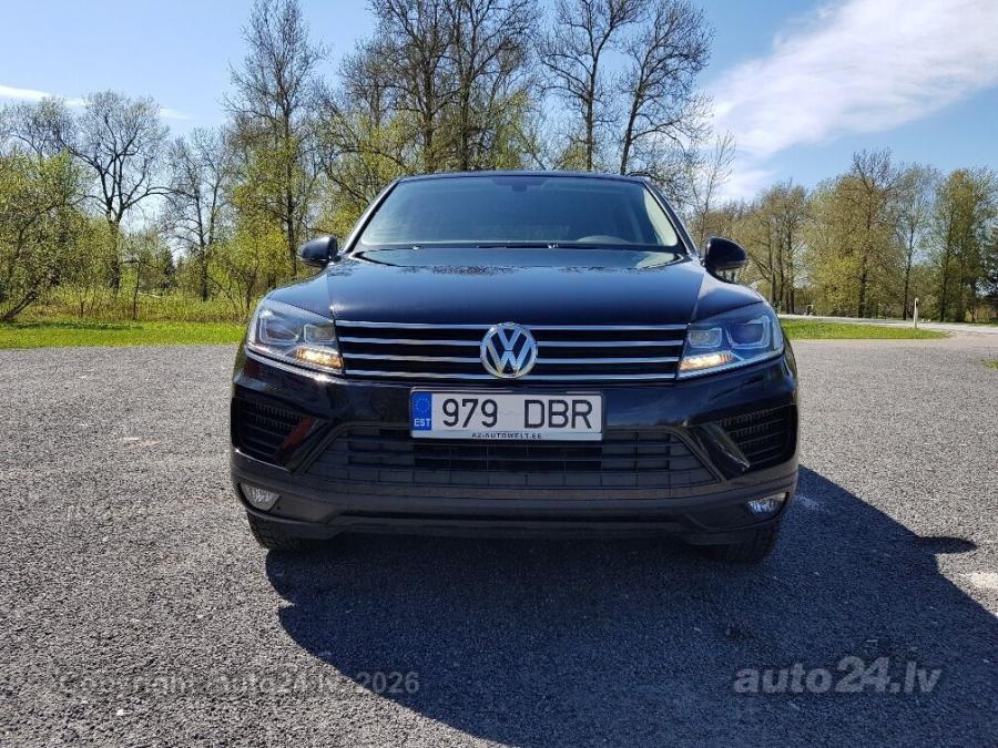 Melns Volkswagen Touareg 2016 Viljandi, ar dzinēja tilpumu 3.00 L un nobraukumu 216 tūkst. km par 15500 €, foto 3 vietnē AUTOMOTO.COM.LV