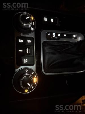Melns Volkswagen Touareg 2016 Rīga, ar dzinēja tilpumu 3.00 L un nobraukumu 299 tūkst. km par 13700 €, foto 7 vietnē AUTOMOTO.COM.LV