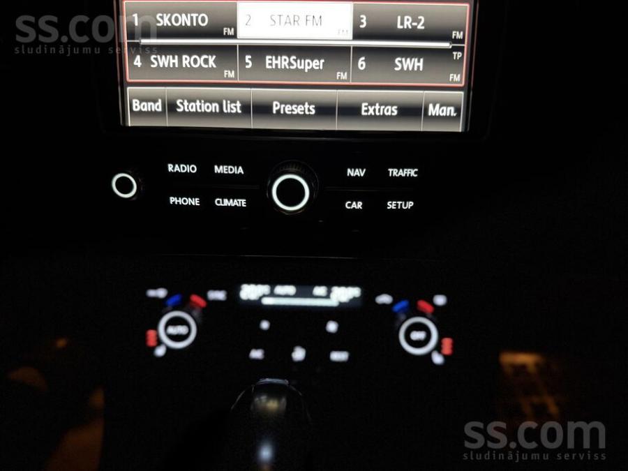 Melns Volkswagen Touareg 2016 Rīga, ar dzinēja tilpumu 3.00 L un nobraukumu 299 tūkst. km par 13700 €, foto 8 vietnē AUTOMOTO.COM.LV