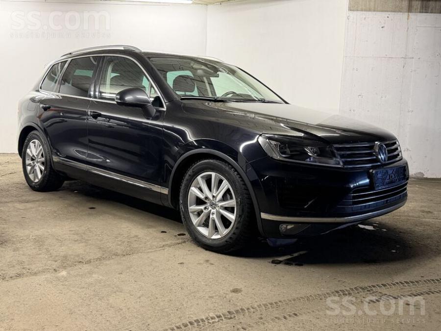 Melns Volkswagen Touareg 2016 Rīga, ar dzinēja tilpumu 3.00 L un nobraukumu 299 tūkst. km par 13700 €, foto 24 vietnē AUTOMOTO.COM.LV