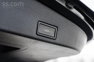 Black Volkswagen Touareg 2016 in Riga, with an engine capacity of 3.00 L and mileage of 188 thousand km for 17500 €, photo 11 on AUTOMOTO.COM.LV