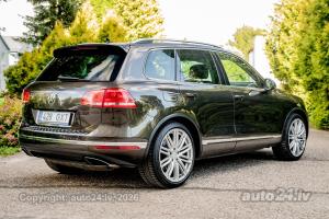 Melns Volkswagen Touareg 2016 Pērnava, ar dzinēja tilpumu 3.00 L un nobraukumu 244 tūkst. km par 16499 €, foto 5 vietnē AUTOMOTO.COM.LV